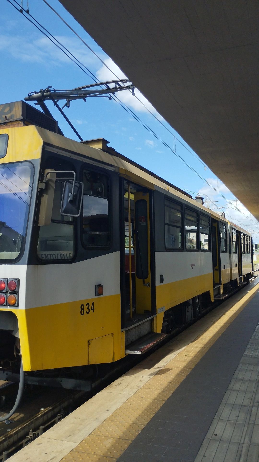 #10 trenino giallo e Centocelle, Roma – su.per.low